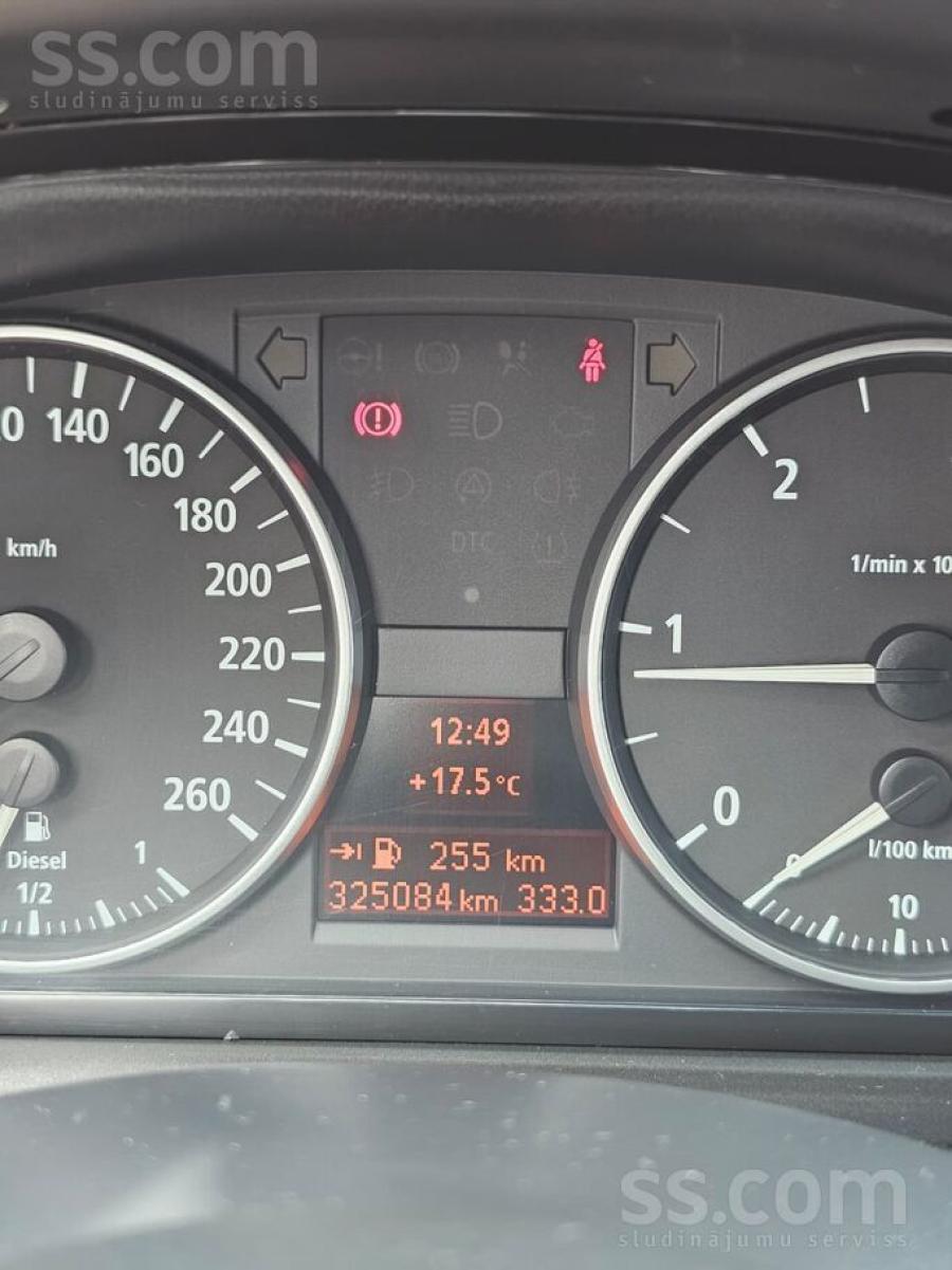 Pelēks BMW 320 2006 Rīga, ar dzinēja tilpumu 2.00 L un nobraukumu 325 tūkst. km par 3490 €, foto 12 vietnē AUTOMOTO.COM.LV