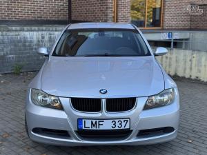 Grey BMW 320 2006 in Vilnius, with an engine capacity of 2.00 L and mileage of 307 thousand km for 2450 €, photo 3 on AUTOMOTO.COM.LV