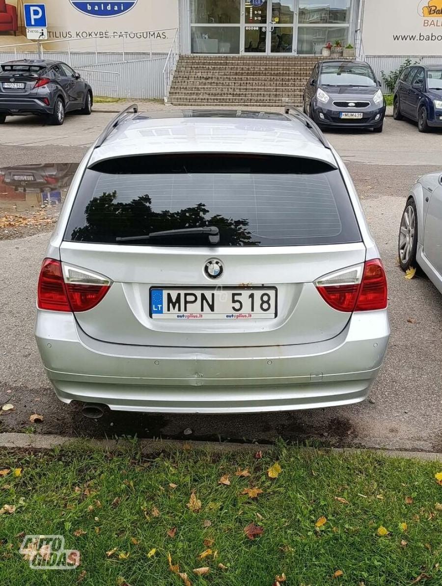 Pelēks BMW 320 2006 Panevēža, ar dzinēja tilpumu 2.00 L un nobraukumu 350 tūkst. km par 1200 €, foto 6 vietnē AUTOMOTO.COM.LV