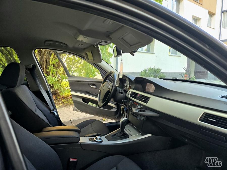 Pelēks BMW 320 2006 Radviliškis, ar dzinēja tilpumu 2.00 L un nobraukumu 285 tūkst. km par 2800 €, foto 7 vietnē AUTOMOTO.COM.LV