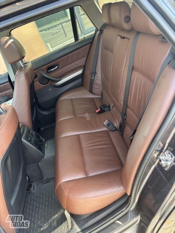 Pelēks BMW 320 2006 Kauņa, ar dzinēja tilpumu 2.00 L un nobraukumu 373 tūkst. km par 3150 €, foto 8 vietnē AUTOMOTO.COM.LV