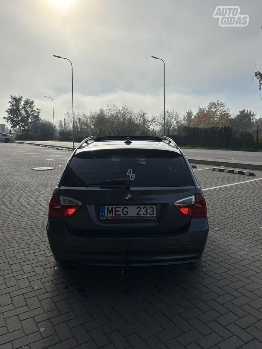 Pelēks BMW 320 2006 Kauņa, ar dzinēja tilpumu 2.00 L un nobraukumu 373 tūkst. km par 3150 €, foto 9 vietnē AUTOMOTO.COM.LV