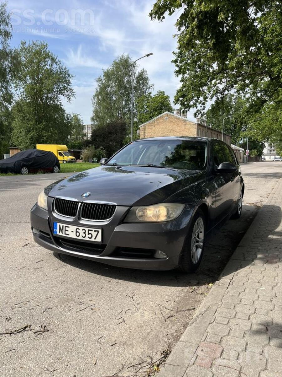 Pelēks BMW 320 2007 Jelgava, ar dzinēja tilpumu 2.00 L un nobraukumu 328 tūkst. km par 4000 €, foto 1 vietnē AUTOMOTO.COM.LV