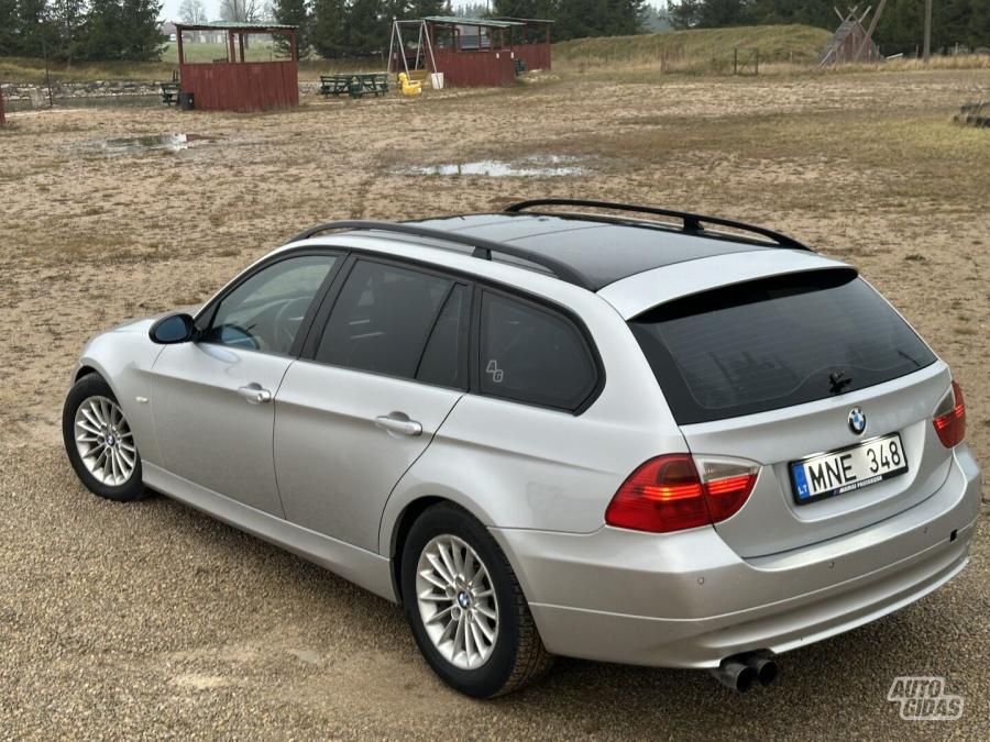 Grey BMW 320 2007 in Siauliai, with an engine capacity of 2.00 L and mileage of 360 thousand km for 2450 €, photo 1 on AUTOMOTO.COM.LV