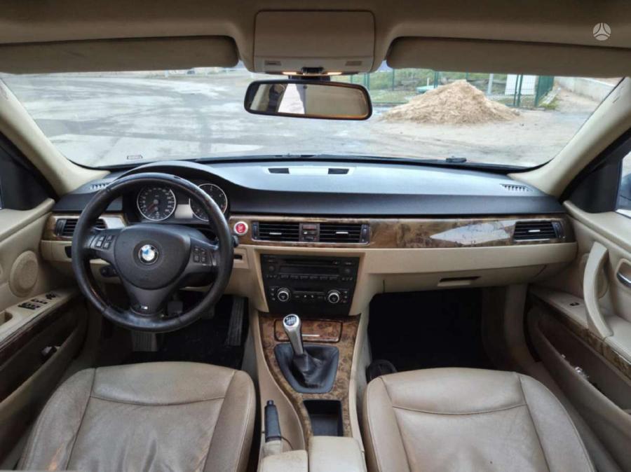 Pelēks BMW 320 2007 Šauļi, ar dzinēja tilpumu 2.00 L un nobraukumu 385 tūkst. km par 3300 €, foto 11 vietnē AUTOMOTO.COM.LV