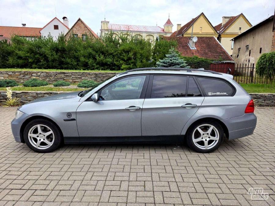 Grey BMW 320 2007 in Vilnius, with an engine capacity of 2.00 L and mileage of 309 thousand km for 2500 €, photo 4 on AUTOMOTO.COM.LV