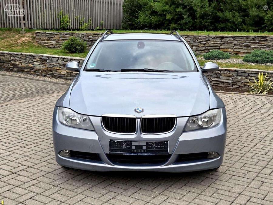 Grey BMW 320 2007 in Vilnius, with an engine capacity of 2.00 L and mileage of 309 thousand km for 2500 €, photo 12 on AUTOMOTO.COM.LV