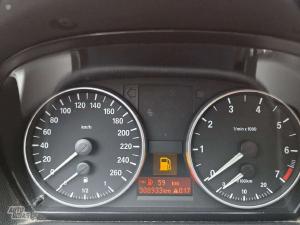 Grey BMW 320 2007 in Vilnius, with an engine capacity of 2.00 L and mileage of 309 thousand km for 2500 €, photo 28 on AUTOMOTO.COM.LV
