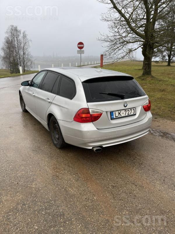 Pelēks BMW 320 2007 Ogre, ar dzinēja tilpumu 2.00 L un nobraukumu 341 tūkst. km par 2600 €, foto 3 vietnē AUTOMOTO.COM.LV
