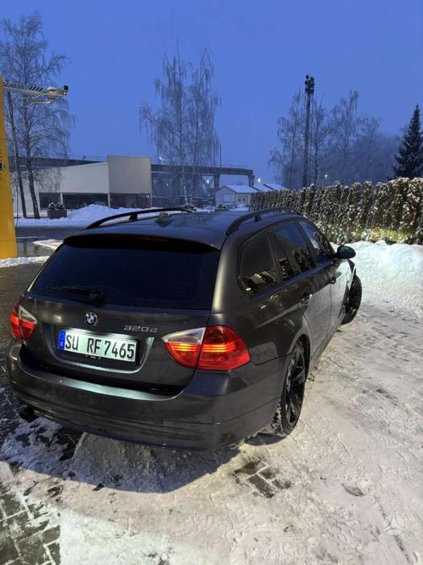 Grey BMW 320 2007 in Kaunas, with an engine capacity of 2.00 L and mileage of 308 thousand km for 3650 €, photo 10 on AUTOMOTO.COM.LV