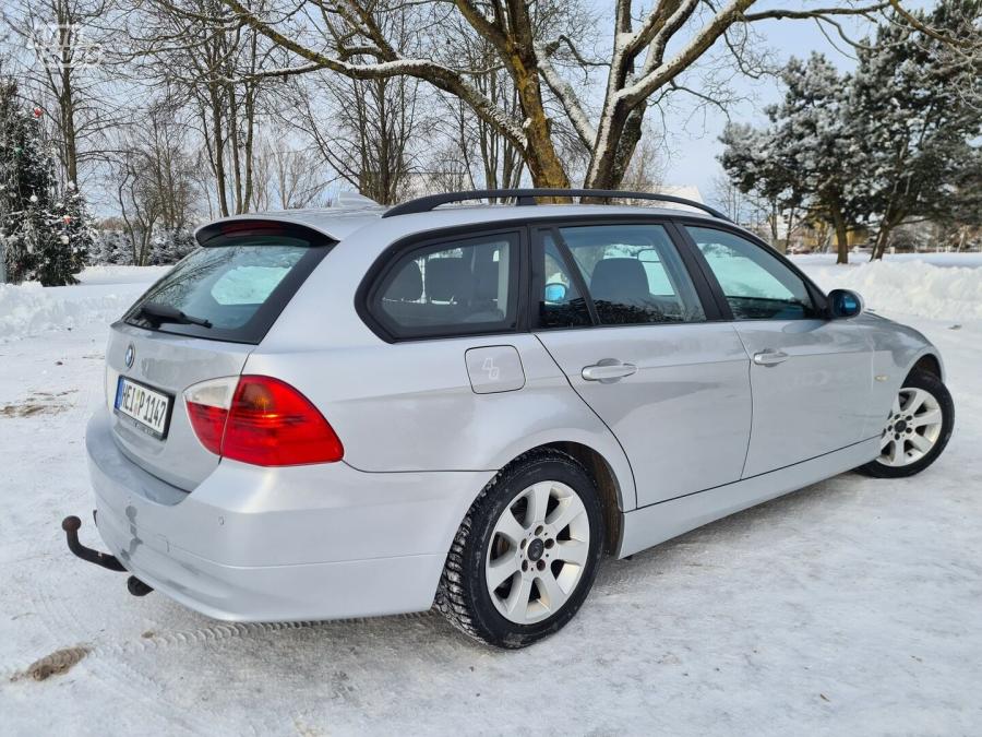 Grey BMW 320 2007 in Silute, with an engine capacity of 2.00 L and mileage of 345 thousand km for 2950 €, photo 7 on AUTOMOTO.COM.LV
