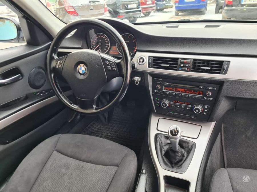 Pelēks BMW 320 2007 Klaipėda, ar dzinēja tilpumu 2.00 L un nobraukumu 345 tūkst. km par 2950 €, foto 17 vietnē AUTOMOTO.COM.LV