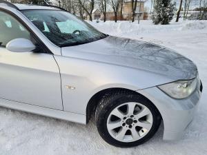 Pelēks BMW 320 2007 Klaipėda, ar dzinēja tilpumu 2.00 L un nobraukumu 345 tūkst. km par 2950 €, foto 32 vietnē AUTOMOTO.COM.LV
