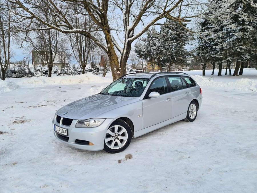 Pelēks BMW 320 2007 Klaipėda, ar dzinēja tilpumu 2.00 L un nobraukumu 345 tūkst. km par 2950 €, foto 39 vietnē AUTOMOTO.COM.LV