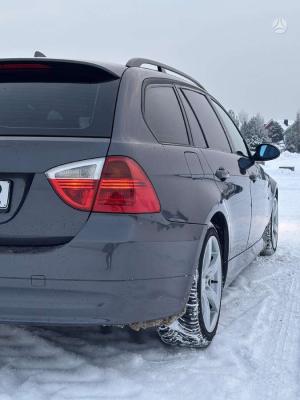 Pelēks BMW 320 2007 Viļņa, ar dzinēja tilpumu 2.00 L un nobraukumu 325 tūkst. km par 4300 €, foto 6 vietnē AUTOMOTO.COM.LV