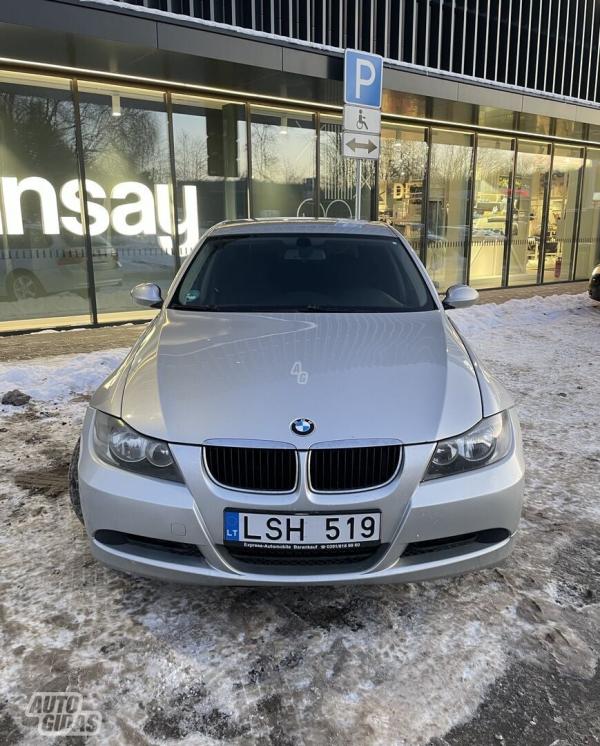 Pelēks BMW 320 2007 Alīta, ar dzinēja tilpumu 2.00 L un nobraukumu 400 tūkst. km par 3200 €, foto 3 vietnē AUTOMOTO.COM.LV