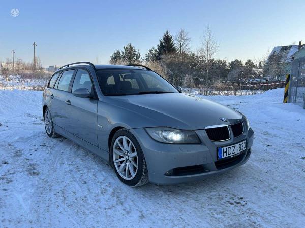 Pelēks BMW 320 2007 Viļņa, ar dzinēja tilpumu 2.00 L un nobraukumu 297 tūkst. km par 1950 €, foto 1 vietnē AUTOMOTO.COM.LV