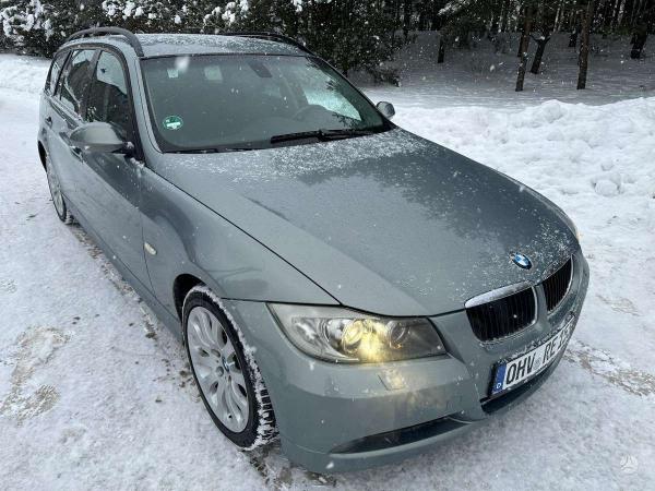 Pelēks BMW 320 2007 Viļņa, ar dzinēja tilpumu 2.00 L un nobraukumu 345 tūkst. km par 4300 €, foto 1 vietnē AUTOMOTO.COM.LV