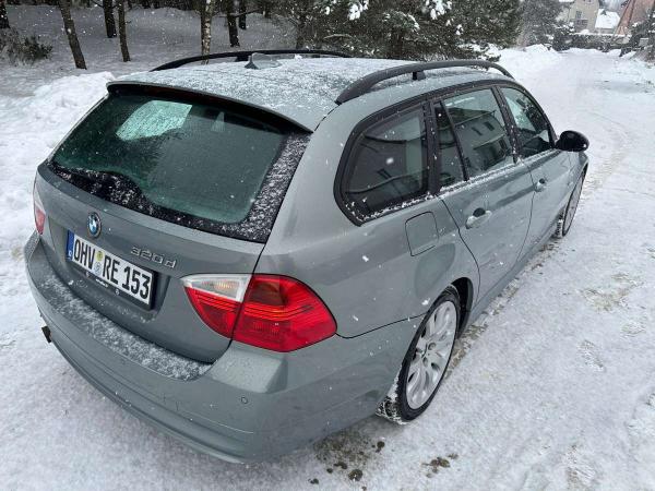 Pelēks BMW 320 2007 Viļņa, ar dzinēja tilpumu 2.00 L un nobraukumu 345 tūkst. km par 4300 €, foto 3 vietnē AUTOMOTO.COM.LV
