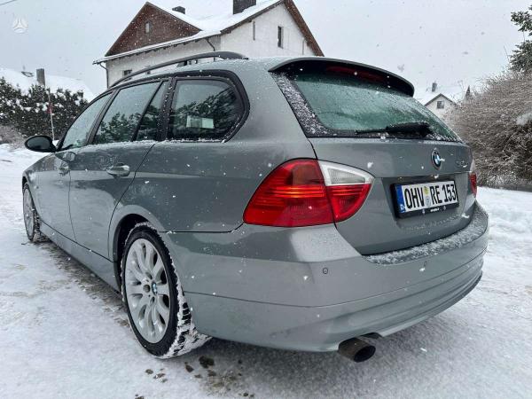 Pelēks BMW 320 2007 Viļņa, ar dzinēja tilpumu 2.00 L un nobraukumu 345 tūkst. km par 4300 €, foto 8 vietnē AUTOMOTO.COM.LV