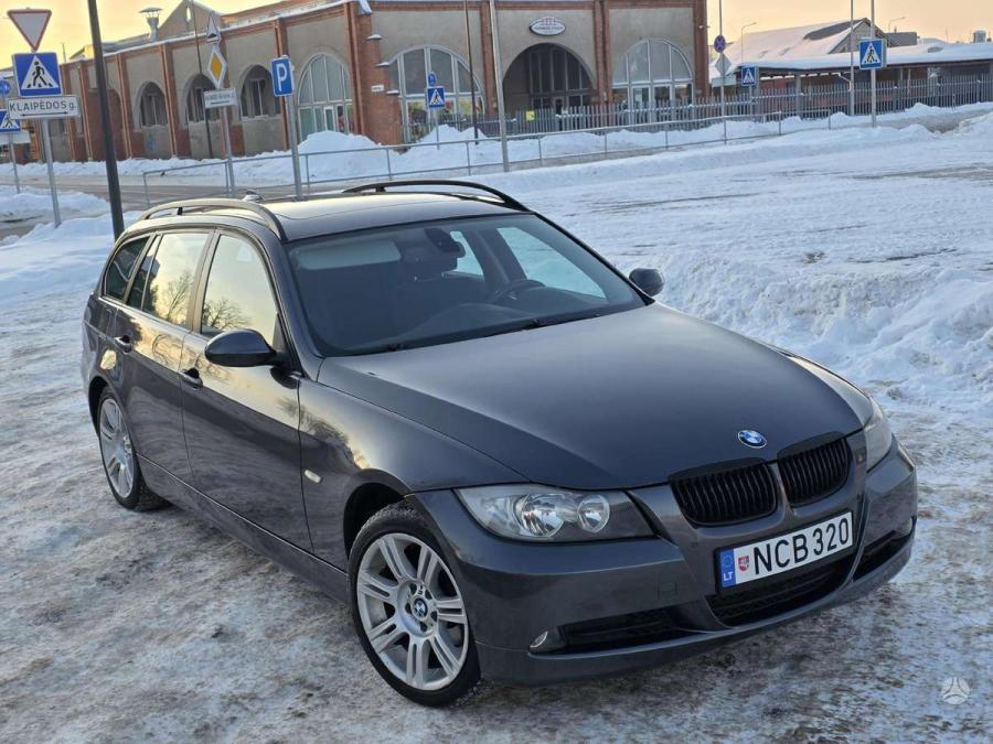 Grey BMW 320 2007 in Ukmerge, with an engine capacity of 2.00 L and mileage of 327 thousand km for 2900 €, photo 12 on AUTOMOTO.COM.LV