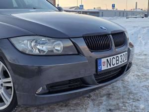 Grey BMW 320 2007 in Ukmerge, with an engine capacity of 2.00 L and mileage of 327 thousand km for 2900 €, photo 13 on AUTOMOTO.COM.LV