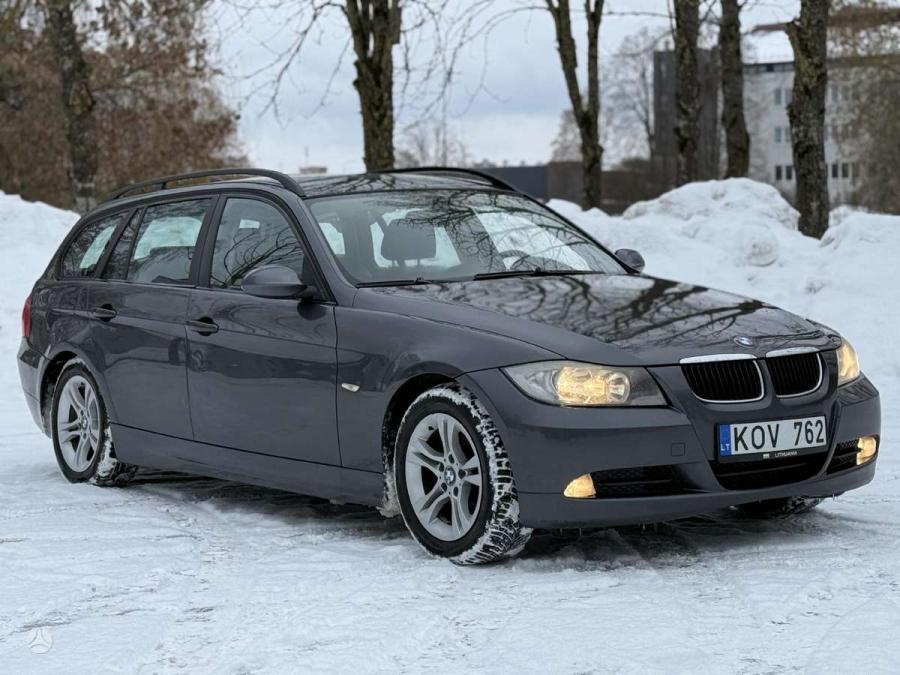 Pelēks BMW 320 2007 Kauņa, ar dzinēja tilpumu 2.00 L un nobraukumu 298 tūkst. km par 2500 €, foto 2 vietnē AUTOMOTO.COM.LV
