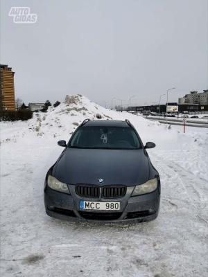 Grey BMW 320 2007 in Kaunas, with an engine capacity of 2.00 L and mileage of 412 thousand km for 3300 €, photo  on AUTOMOTO.COM.LV