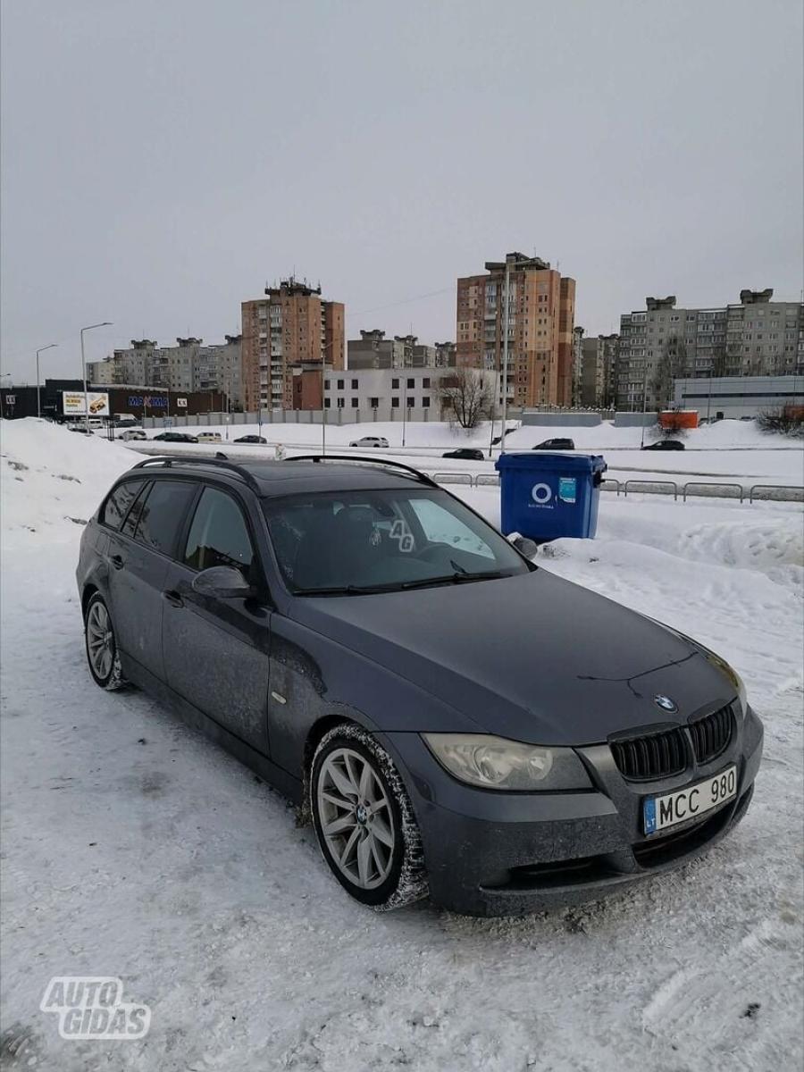 Grey BMW 320 2007 in Kaunas, with an engine capacity of 2.00 L and mileage of 412 thousand km for 3300 €, photo 4 on AUTOMOTO.COM.LV