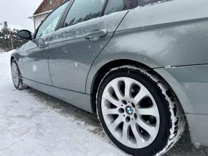 Grey BMW 320 2007 in Vilnius, with an engine capacity of 2.00 L and mileage of 345 thousand km for 3999 €, photo 7 on AUTOMOTO.COM.LV