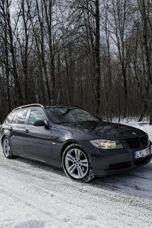 Grey BMW 320 2007 in Vilnius, with an engine capacity of 2.00 L and mileage of 391 thousand km for 2900 €, photo 3 on AUTOMOTO.COM.LV