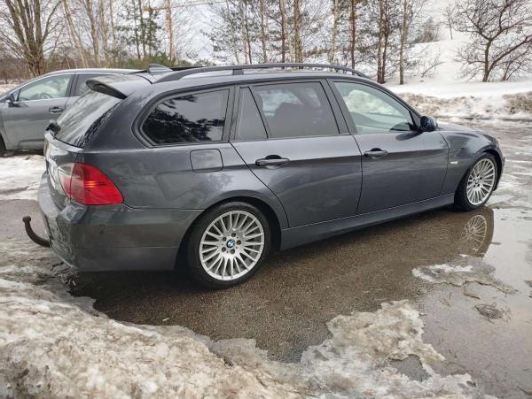 Pelēks BMW 320 2007 Viļņa, ar dzinēja tilpumu 2.00 L un nobraukumu 412 tūkst. km par 2700 €, foto 8 vietnē AUTOMOTO.COM.LV