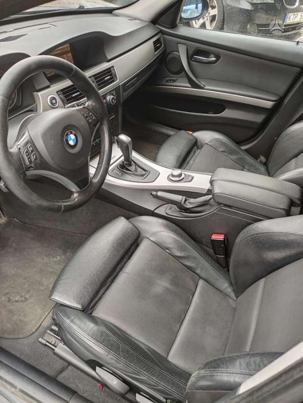 Pelēks BMW 320 2007 Viļņa, ar dzinēja tilpumu 2.00 L un nobraukumu 412 tūkst. km par 2700 €, foto 10 vietnē AUTOMOTO.COM.LV