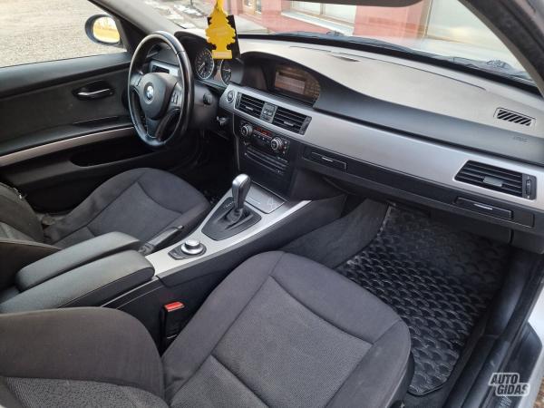 Grey BMW 320 2007 in Kaunas, with an engine capacity of 2.00 L and mileage of 314 thousand km for 2950 €, photo 9 on AUTOMOTO.COM.LV