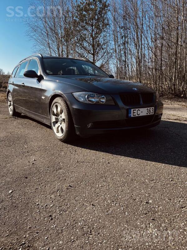Pelēks BMW 320 2007 Preiļi, ar dzinēja tilpumu 2.00 L un nobraukumu 430 tūkst. km par 3150 €, foto 1 vietnē AUTOMOTO.COM.LV