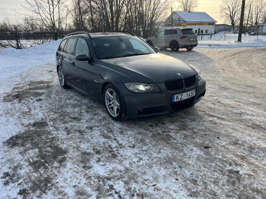 Grey BMW 320 2007 in Riga, with an engine capacity of 2.00 L and mileage of 385 thousand km for 2500 €, photo 4 on AUTOMOTO.COM.LV