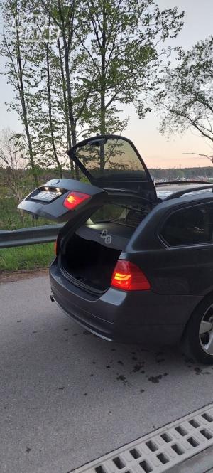 Pelēks BMW 320 2007 Alīta, ar dzinēja tilpumu 2.00 L un nobraukumu 304 tūkst. km par 2950 €, foto 11 vietnē AUTOMOTO.COM.LV