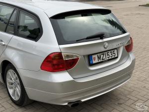 Pelēks BMW 320 2007 Kaišiadorys, ar dzinēja tilpumu 2.00 L un nobraukumu 342 tūkst. km par 2150 €, foto 10 vietnē AUTOMOTO.COM.LV