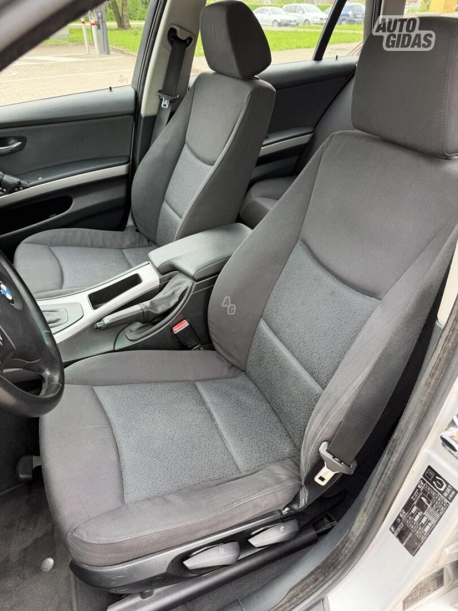 Pelēks BMW 320 2007 Kaišiadorys, ar dzinēja tilpumu 2.00 L un nobraukumu 342 tūkst. km par 2150 €, foto 17 vietnē AUTOMOTO.COM.LV