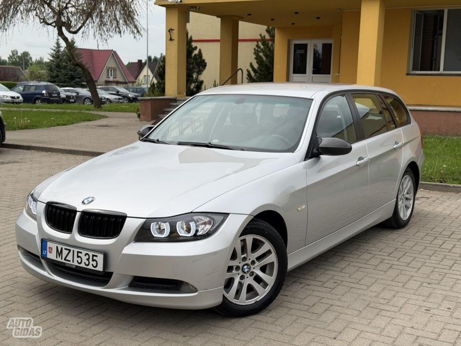 Pelēks BMW 320 2007 Kaišiadorys, ar dzinēja tilpumu 2.00 L un nobraukumu 341 tūkst. km par 2100 €, foto 5 vietnē AUTOMOTO.COM.LV