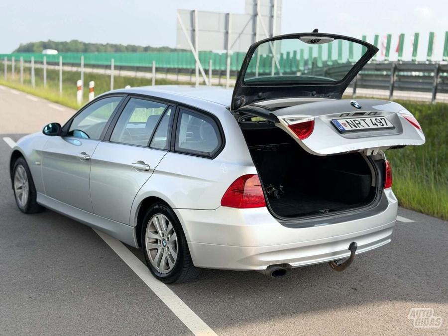 Grey BMW 320 2007 in Kaunas, with an engine capacity of 2.00 L and mileage of 344 thousand km for 3150 €, photo 14 on AUTOMOTO.COM.LV