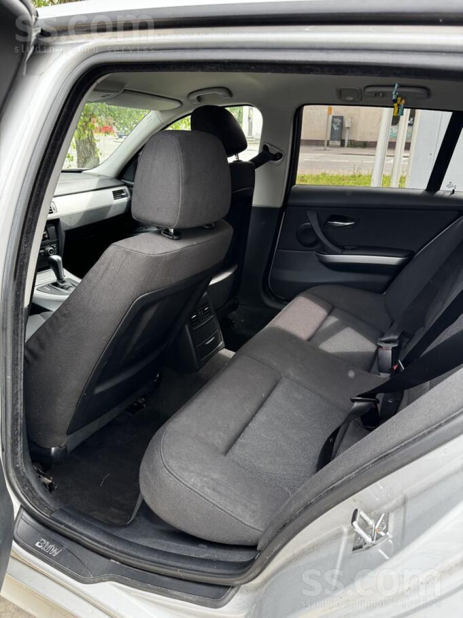 Pelēks BMW 320 2007 Rīga, ar dzinēja tilpumu 2.00 L un nobraukumu 313 tūkst. km par 3200 €, foto 9 vietnē AUTOMOTO.COM.LV