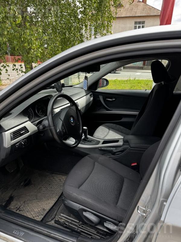 Grey BMW 320 2007 in Riga, with an engine capacity of 2.00 L and mileage of 313 thousand km for 3200 €, photo 9 on AUTOMOTO.COM.LV