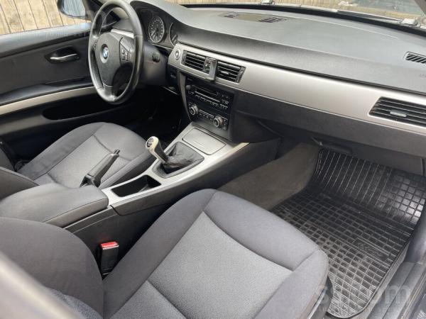 Grey BMW 320 2007 in Liepaja, with an engine capacity of 2.00 L and mileage of 347 thousand km for 2500 €, photo 9 on AUTOMOTO.COM.LV