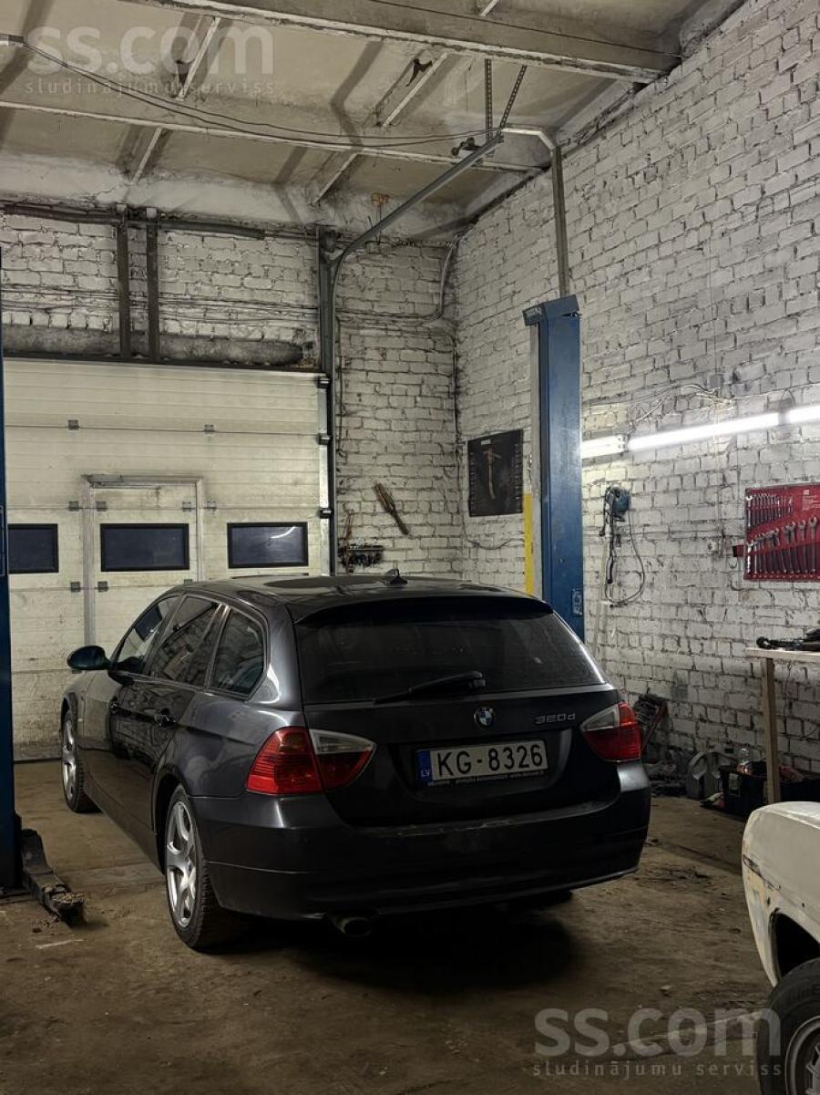 Pelēks BMW 320 2007 Kuldīga, ar dzinēja tilpumu 2.00 L un nobraukumu 0 tūkst. km par 1950 €, foto 13 vietnē AUTOMOTO.COM.LV