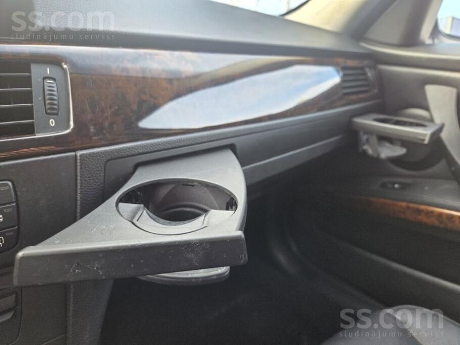 Pelēks BMW 320 2007 Rīga, ar dzinēja tilpumu 2.00 L un nobraukumu 0 tūkst. km par 3900 €, foto 10 vietnē AUTOMOTO.COM.LV