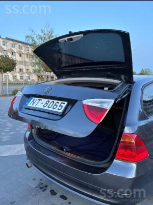 Pelēks BMW 320 2007 Jelgava, ar dzinēja tilpumu 2.00 L un nobraukumu 241 tūkst. km par 3450 €, foto 4 vietnē AUTOMOTO.COM.LV