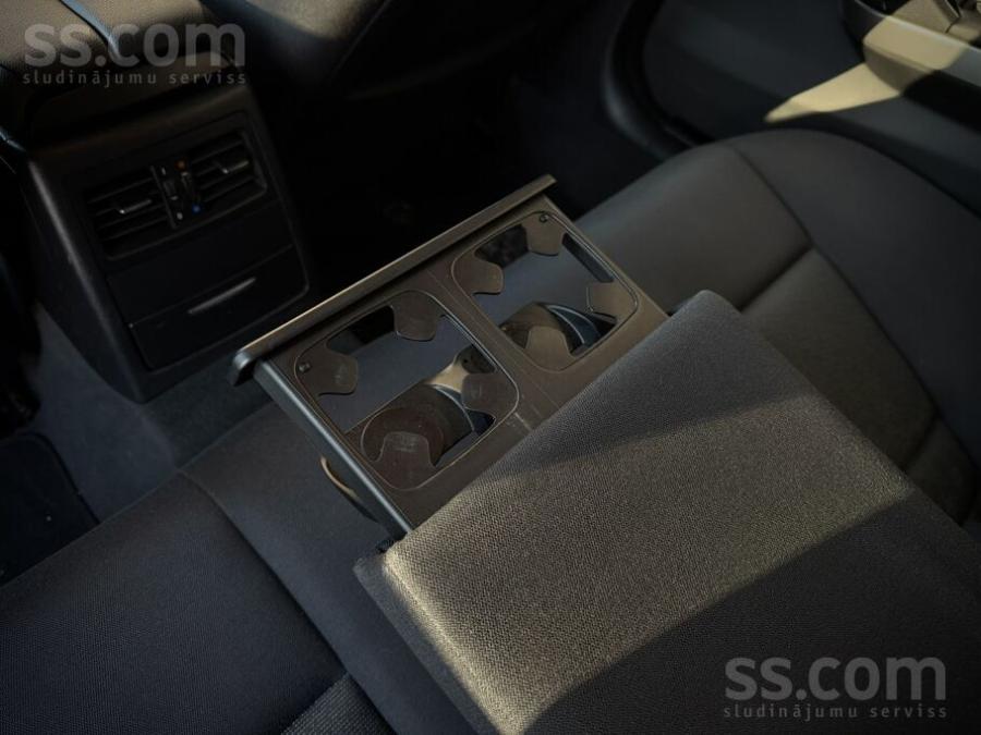 Pelēks BMW 320 2007 Jelgava, ar dzinēja tilpumu 2.00 L un nobraukumu 343 tūkst. km par 3999 €, foto 25 vietnē AUTOMOTO.COM.LV