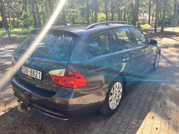 Grey BMW 320 2007 in Riga, with an engine capacity of 2.00 L and mileage of 382 thousand km for 3000 €, photo 3 on AUTOMOTO.COM.LV