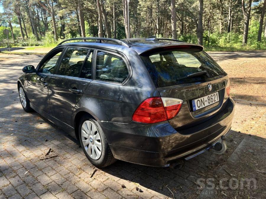 Grey BMW 320 2007 in Riga, with an engine capacity of 2.00 L and mileage of 382 thousand km for 3000 €, photo 5 on AUTOMOTO.COM.LV